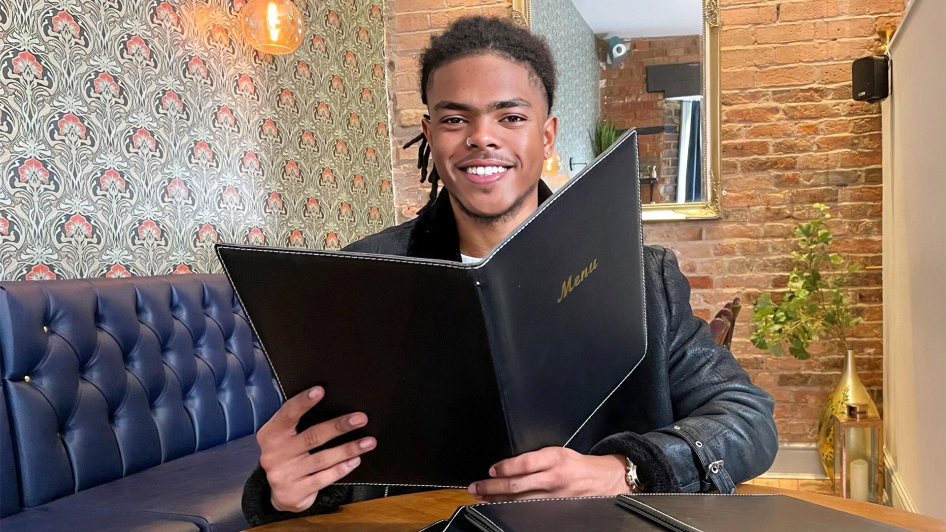 Dinner Date - Series 12 - Episode 10 - ITVX