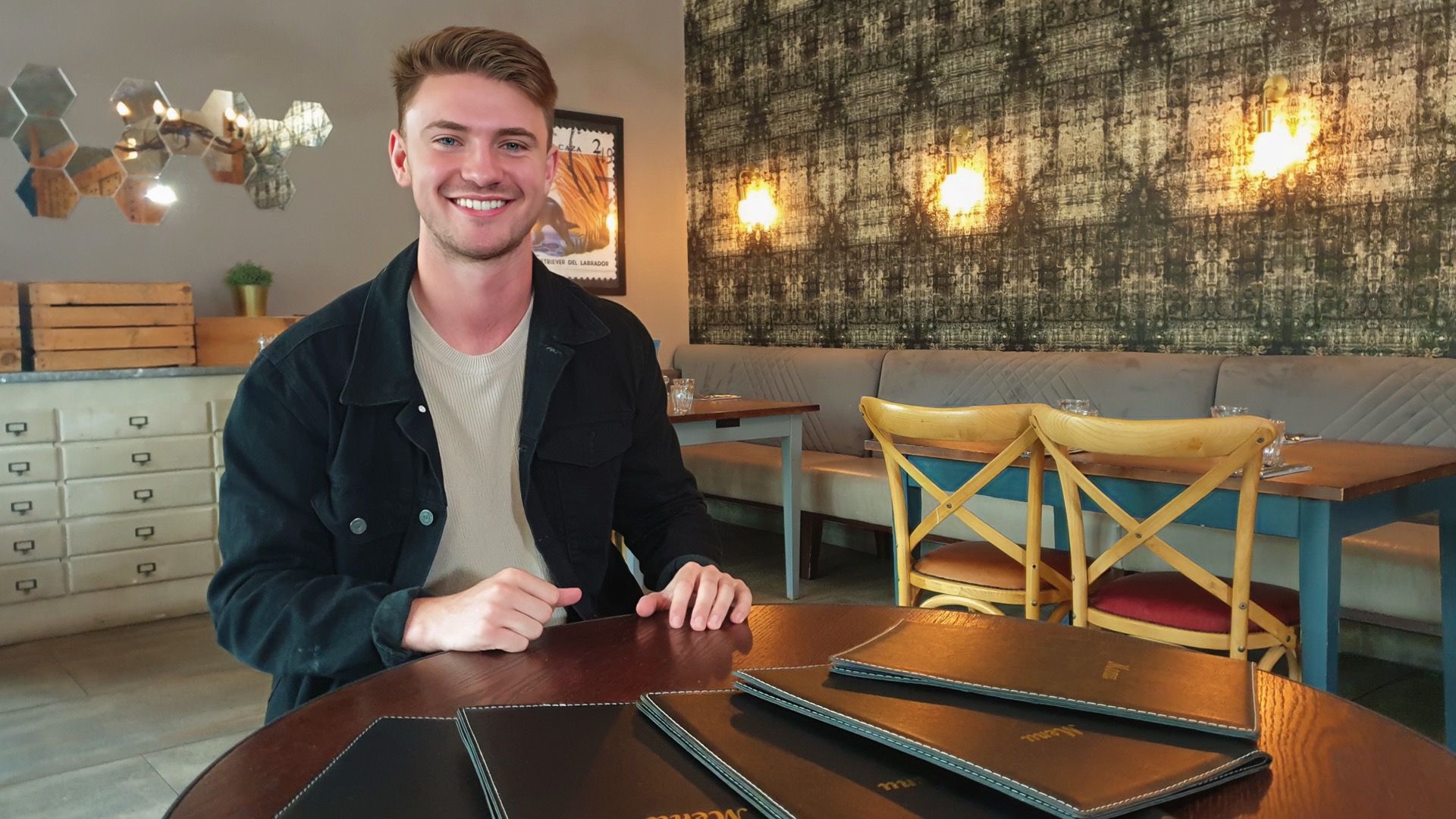 Dinner Date - Series 12 - Episode 19 - ITVX